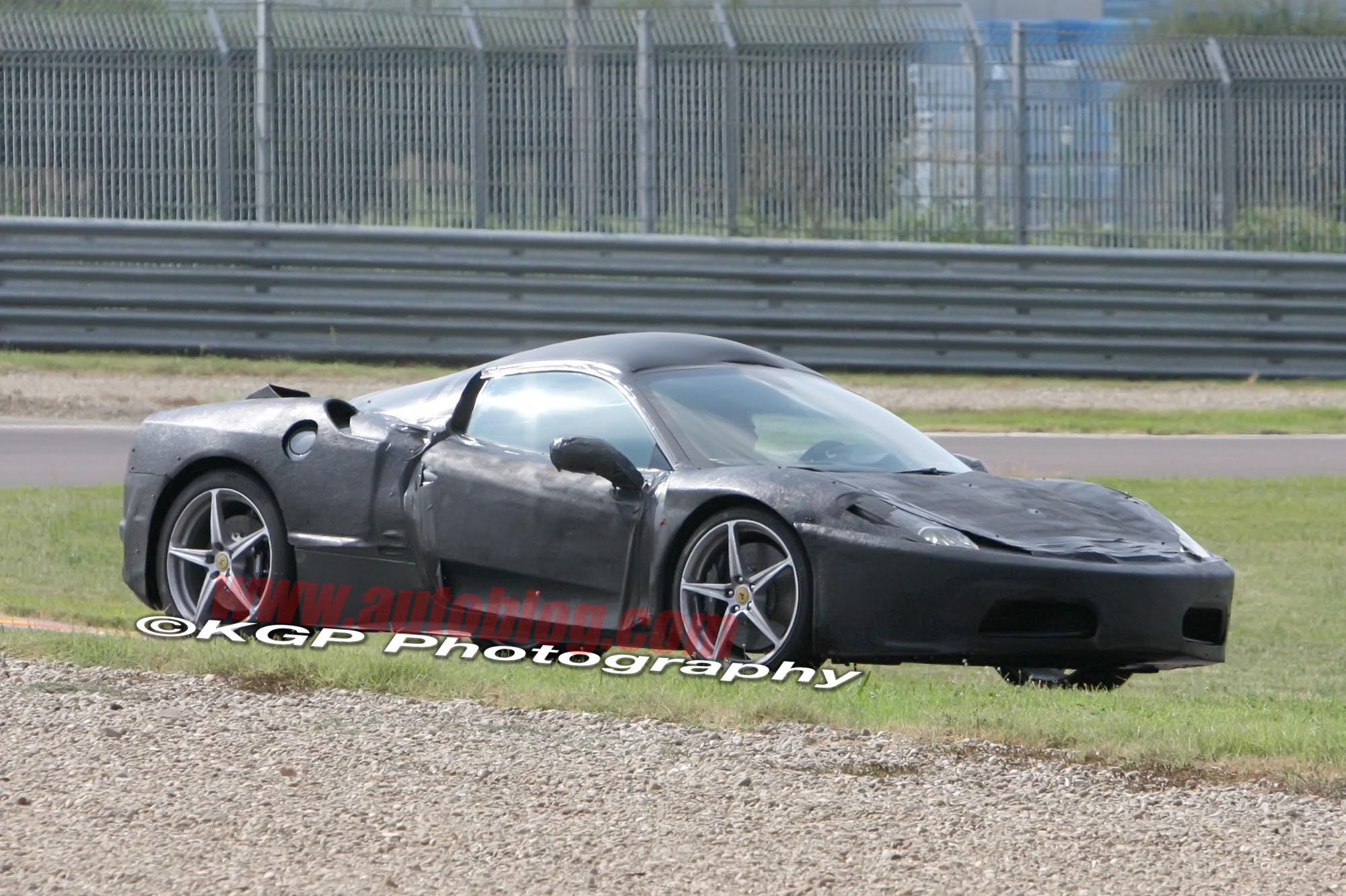 Nuove foto spia Ferrari F450