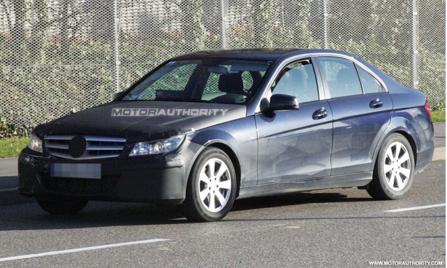 Mercedes Benz Classe C 2010 foto spia