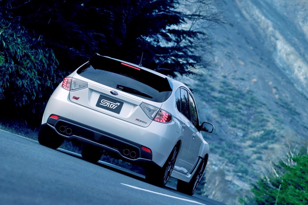 Subaru-Impreza-R205-15